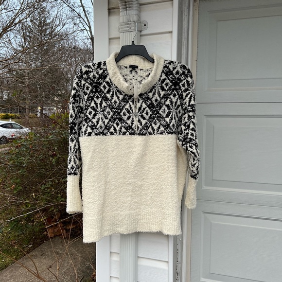 Talbots | Sweaters | Nwt Talbots Cozy Cream Black Patterned Shoulders 4 ...